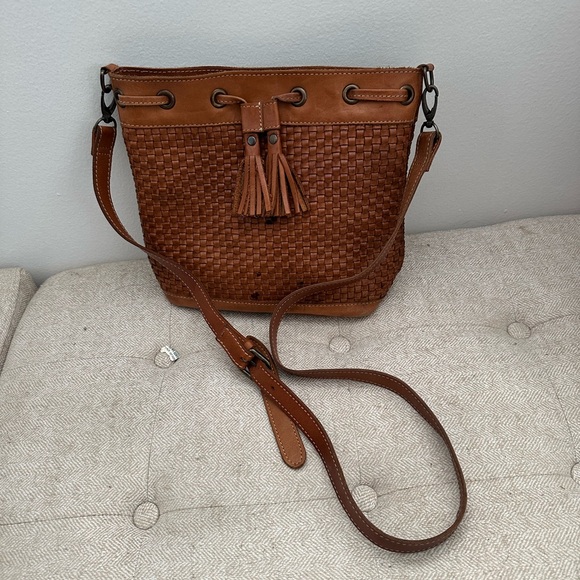 STS Ranchwear | Bags | Sts Sweetgrass Bucket Bag | Poshmark